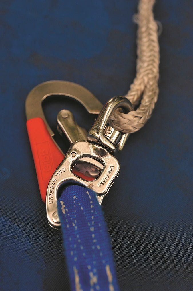 Tether Lanyard Simplifies MOB Recovery - Practical Sailor