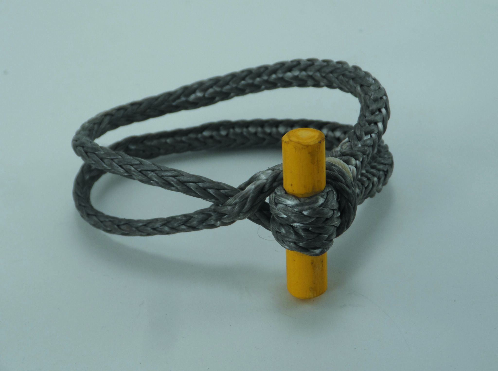 Testing the DIY Dog Bone Shackle - Practical Sailor