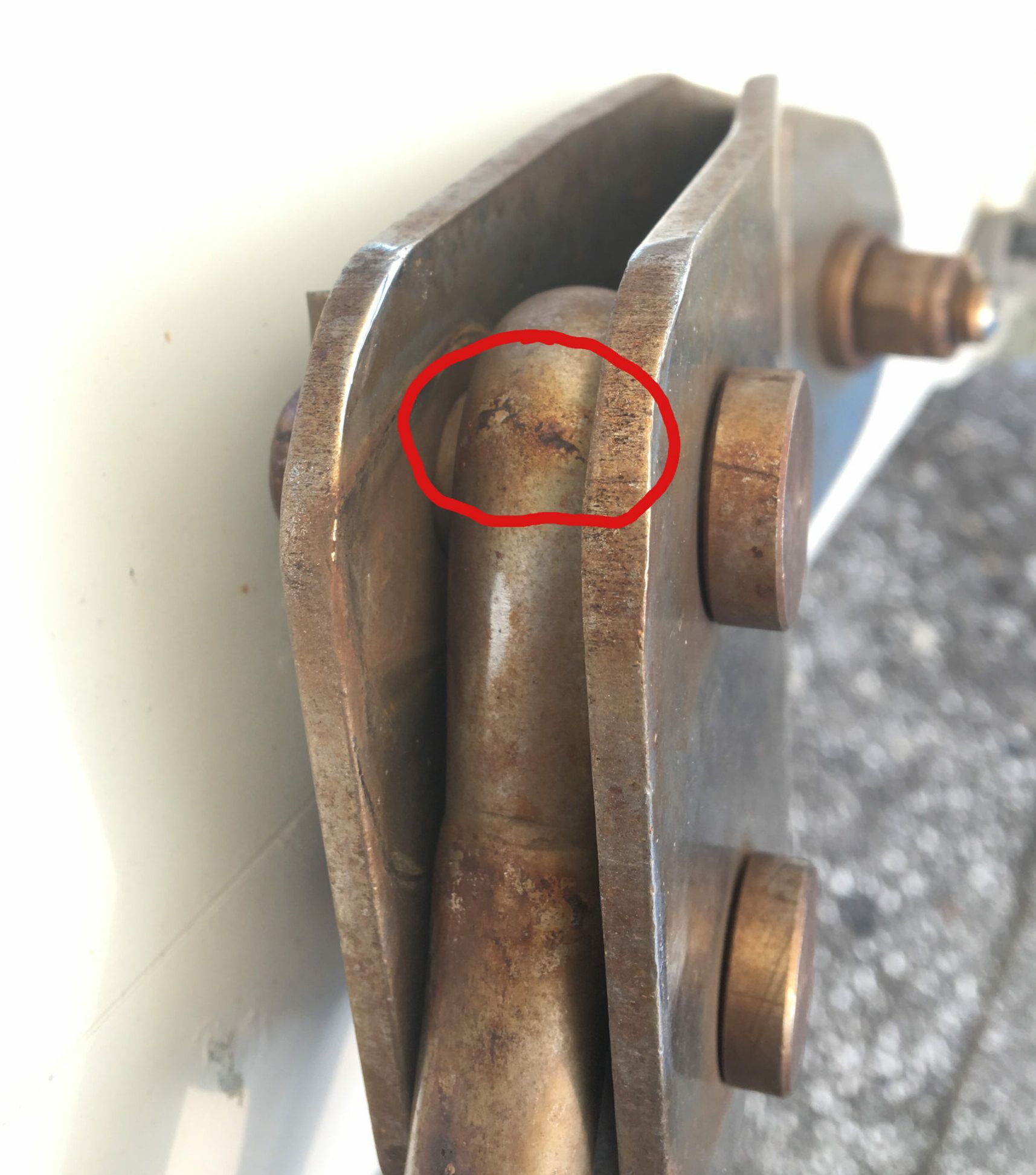 The Pros and Cons of Leaving Your Mast Up for Winter - Practical Sailor