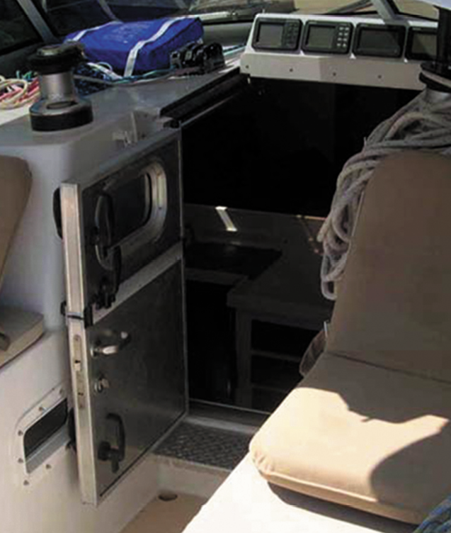 Open Transom Pros and Cons - Practical Sailor