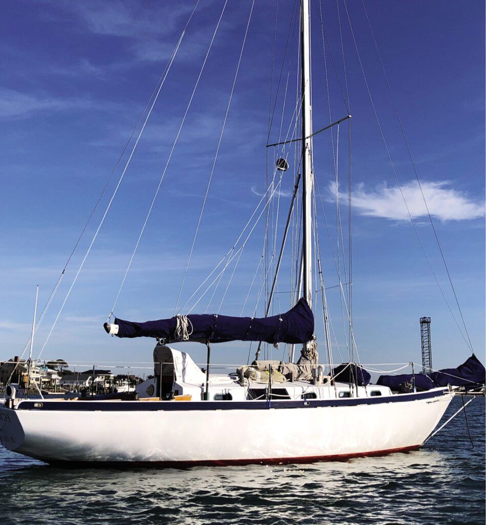 The Super-compact Sailboat Dodger - Practical Sailor