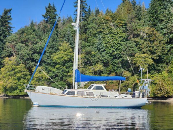 Cal 2-46: A Venerable Lapworth Design Brought Up to Date - Practical Sailor