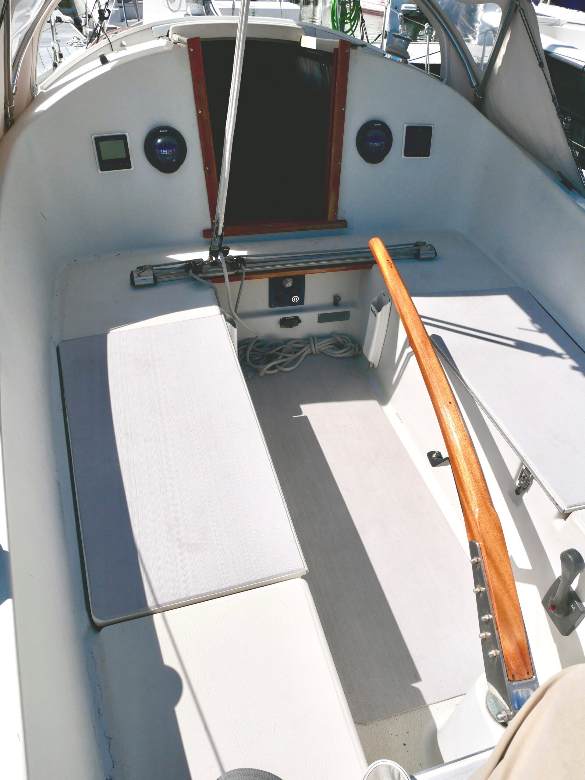 Albin Ballad 30 Used Boat Review - Practical Sailor